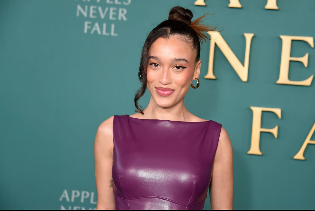 Dodger Stadium anthem singer Nezza explains why she sang in Spanish ...