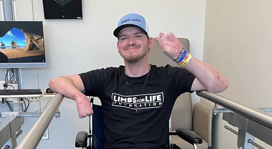 Oklahoma Man, 31, Loses Both Legs Following Frisbee Injury That Nearly ...