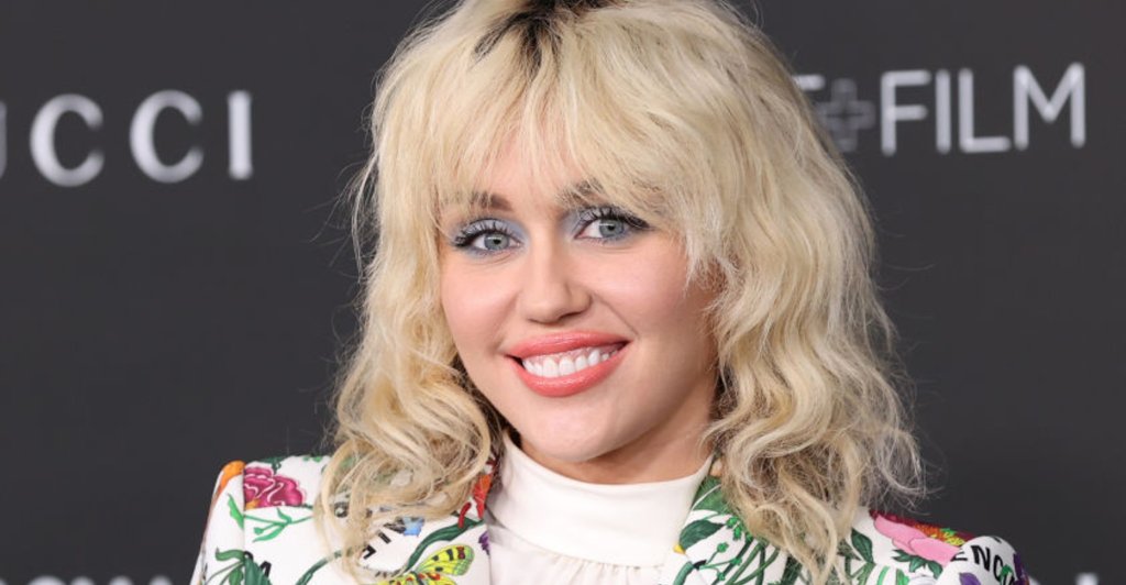Miley Cyrus Reveals Her First Sexual Experience Was A Threesome With
