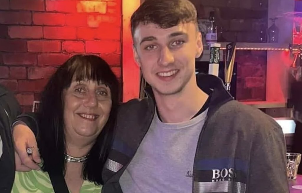 Jay Slaters Mom Reveals Cruel Nickname Social Media Trolls Are Calling Her