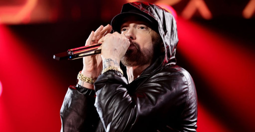 Eminem's Daughter Hailie Jade Gets Married With Her Dad By Her Side